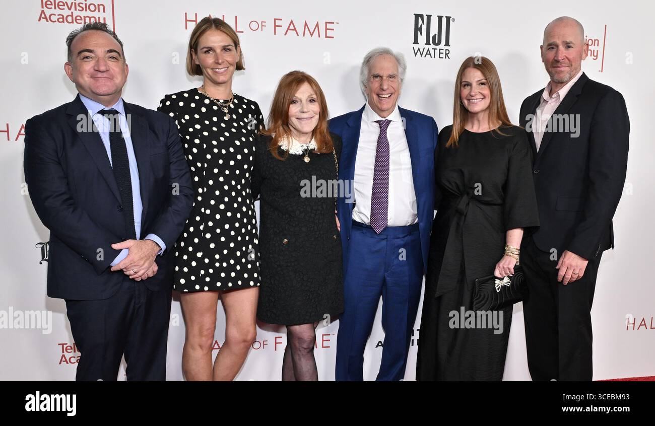 Los Angeles, USA. 16th Aug, 2025. Stacey Weitzman and Henry Winkler ...