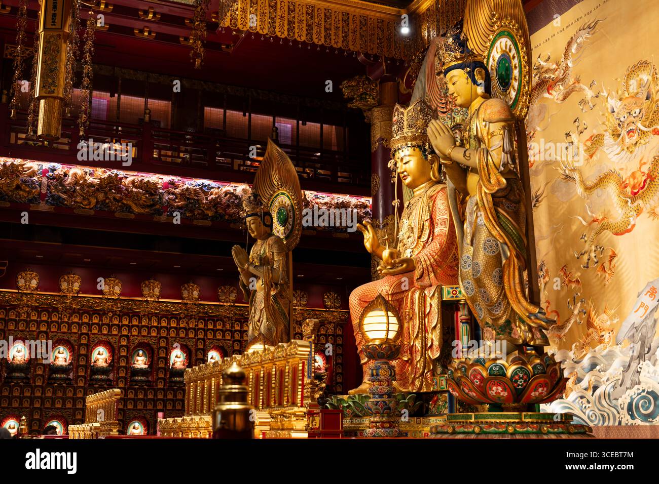 The Temple of tooth relic in Singapore Stock Photo - Alamy
