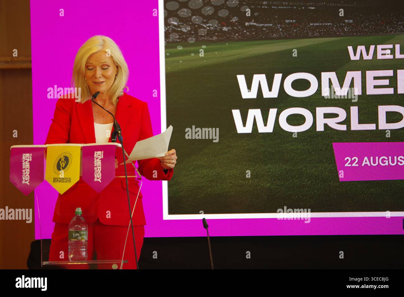 Sunderland, England, 16 August 2025. Host Dawn Thewlis introduces the ...