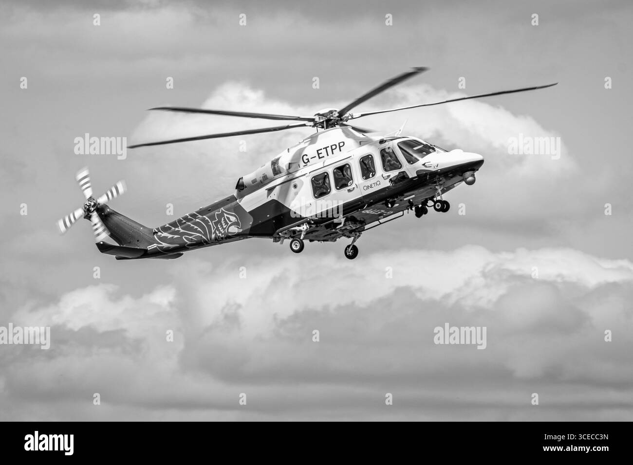 QinetiQ / Empire Test Pilots School - Leonardo AW139, arriving at RAF ...