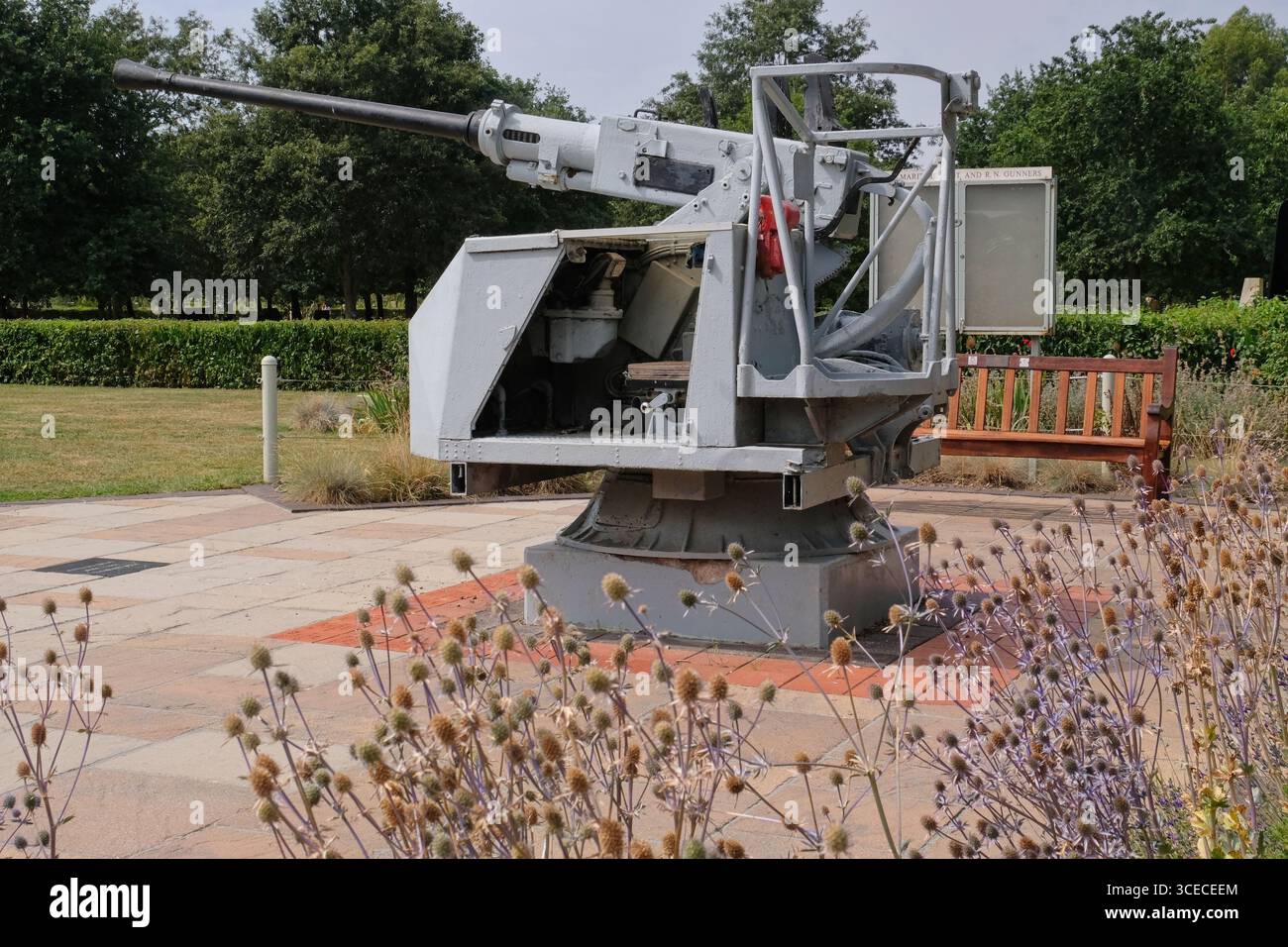Maritime memorial art hi-res stock photography and images - Alamy