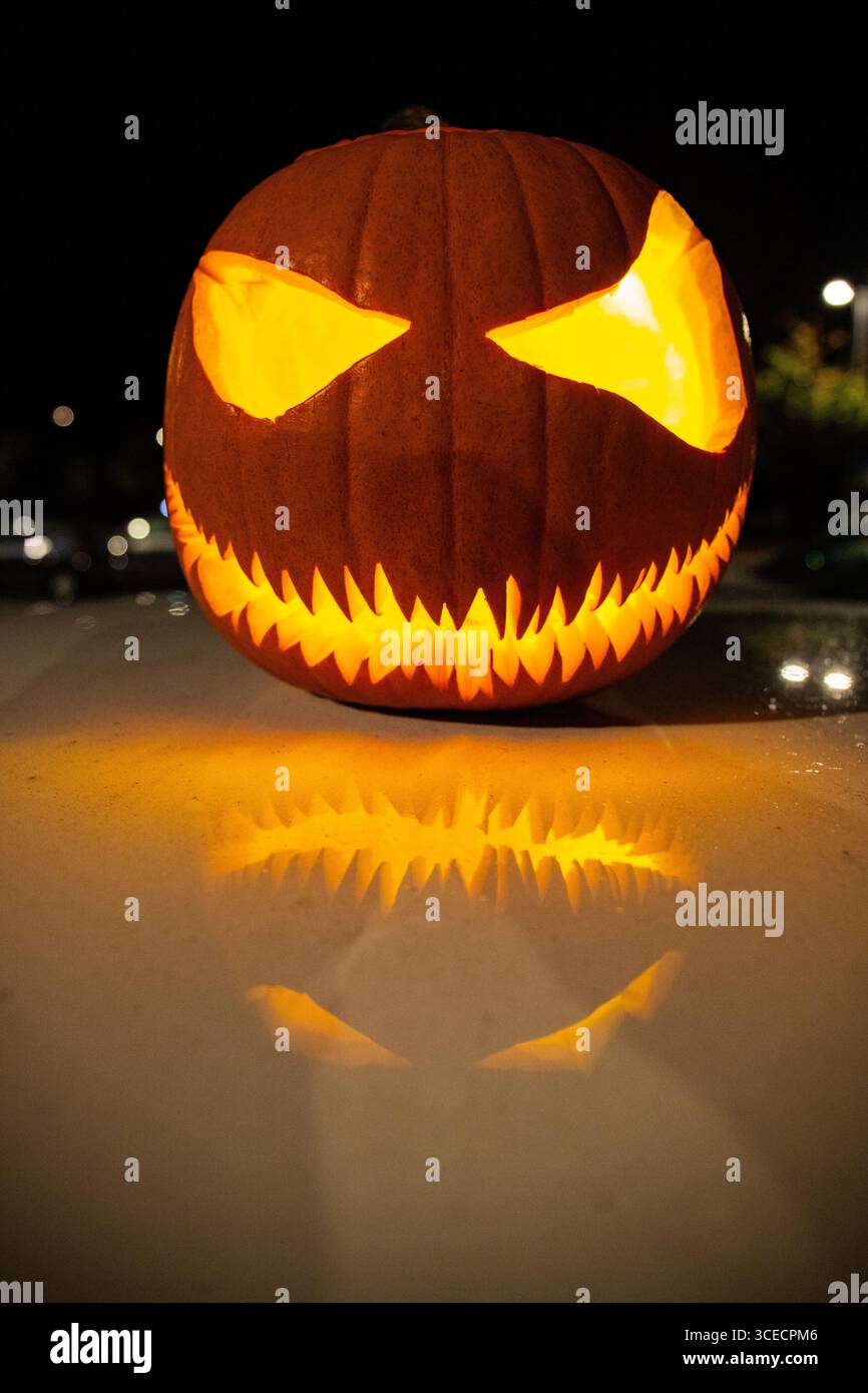 Carnival night film hi-res stock photography and images - Alamy