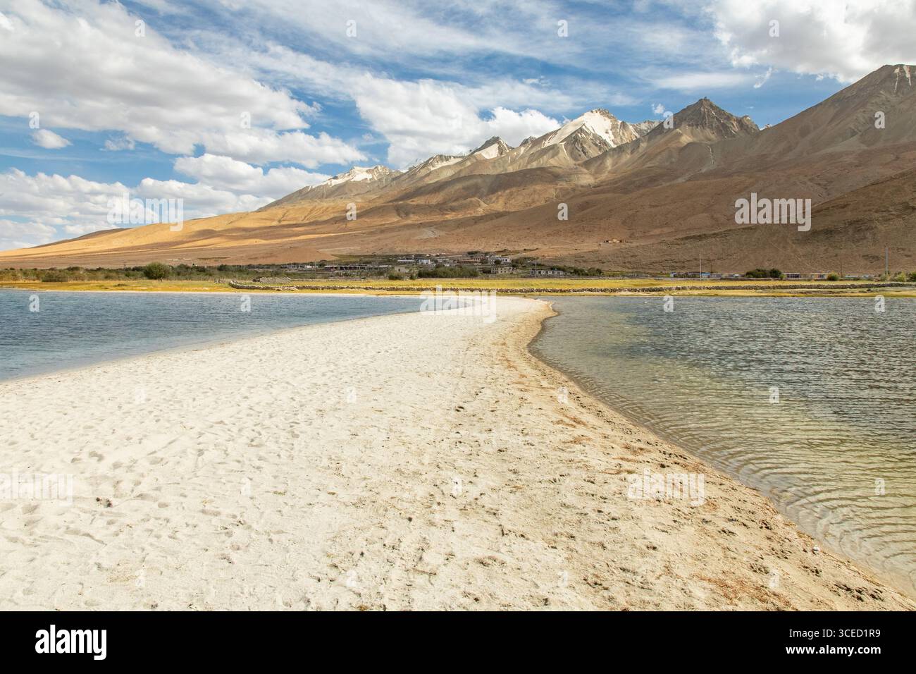 A stunning view of Pangong Tso lake in Ladakh, India, showcasing clear ...