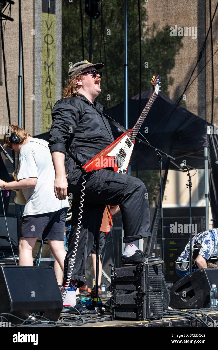 Tv music stage hi-res stock photography and images - Alamy