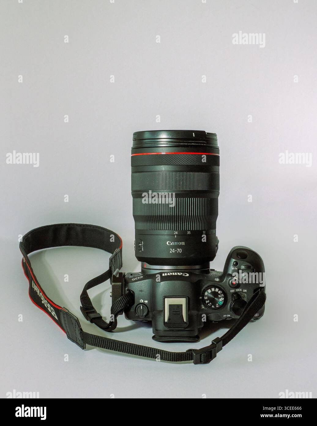 Canon eos r6 mark ii hi-res stock photography and images - Alamy