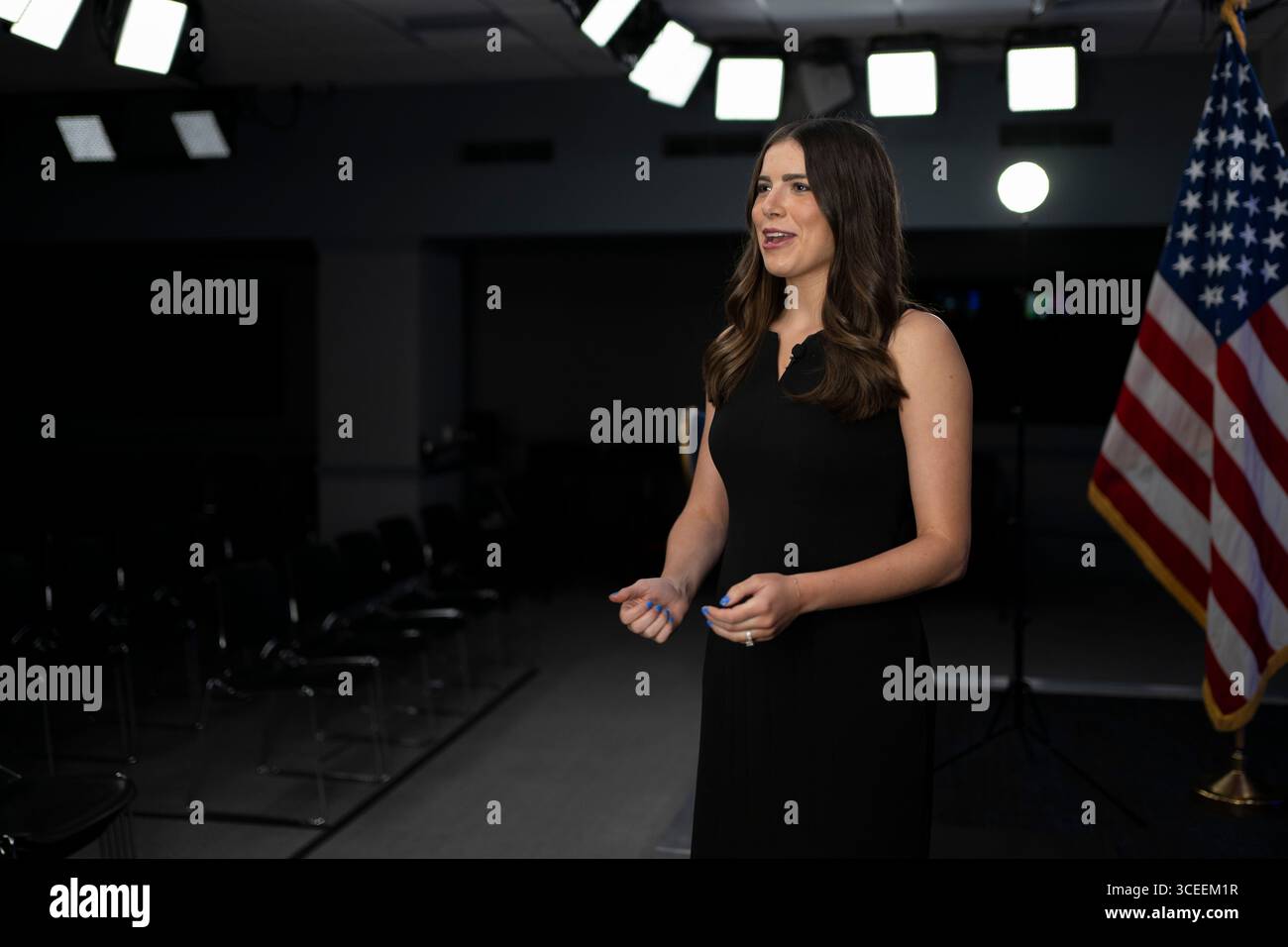 Weekly briefing hi-res stock photography and images - Alamy