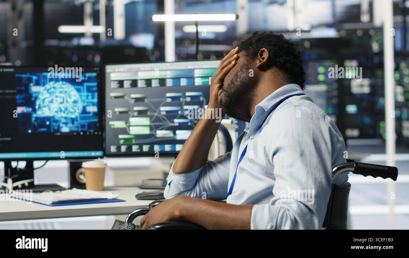 Data center worker disability hi-res stock photography and images - Alamy