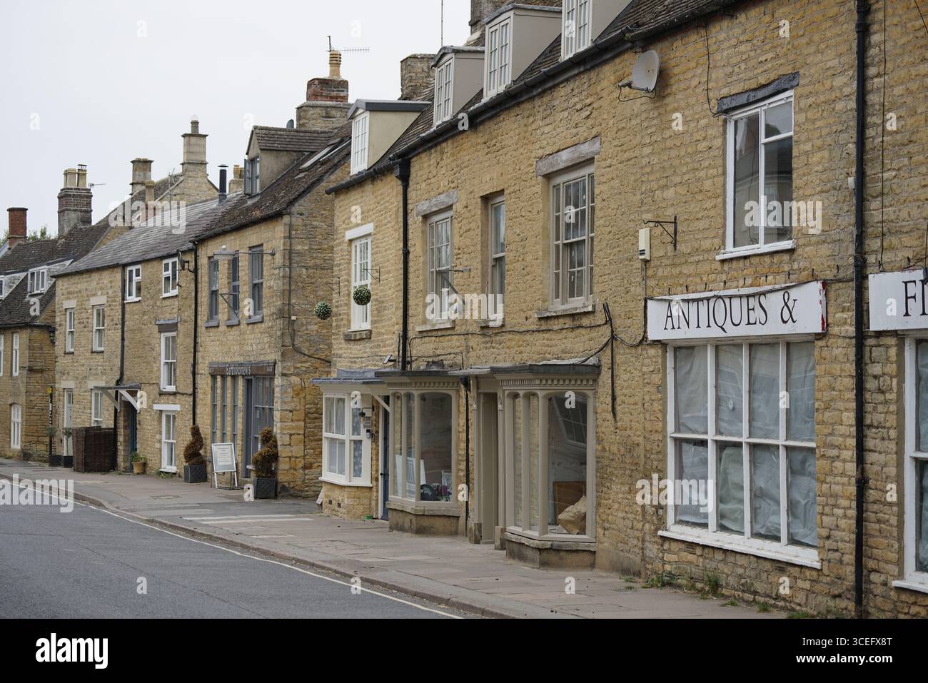 Charming Stone-Built Street in a Historic English Village. Chipping ...