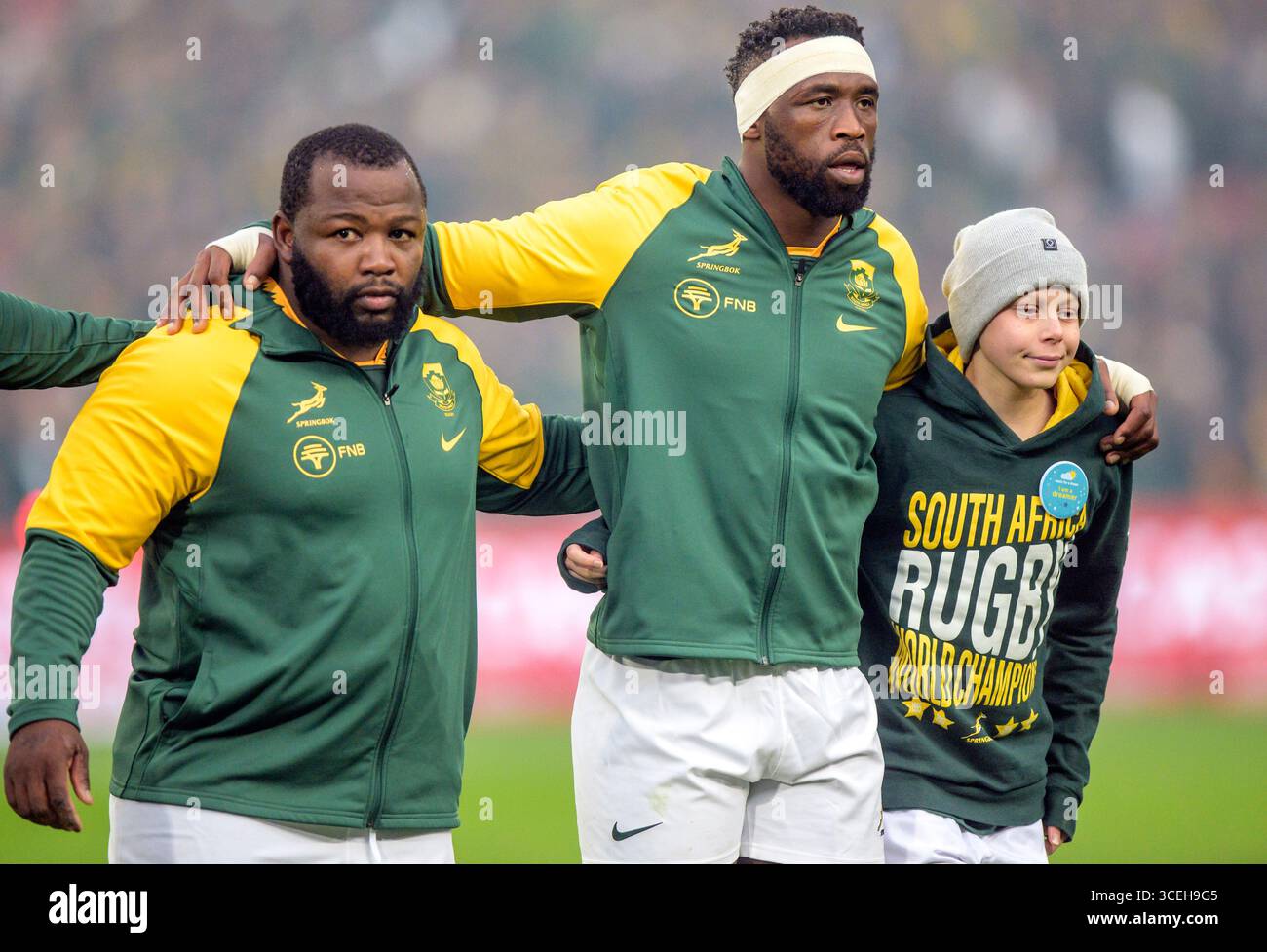 Ox Nche of South Africa and Siya Kolisi (captain) of South Africa ...