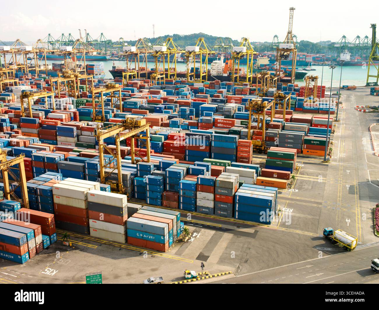 Overview of the containers in the Port of Singapore Authority (PSA) in ...