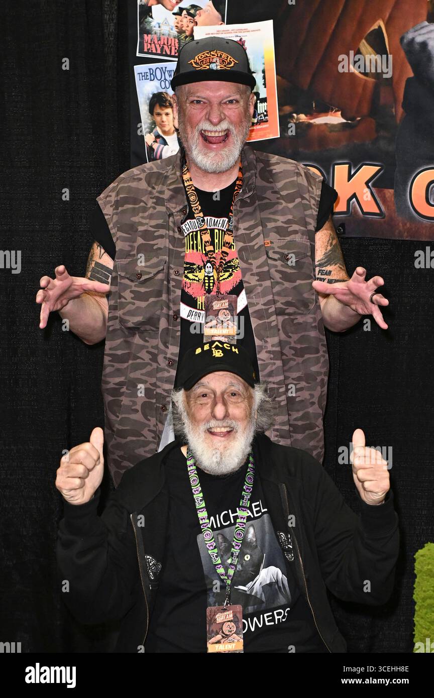 Brett Wagner und Nick Castle auf der Midsummer Scream - Halloween ...