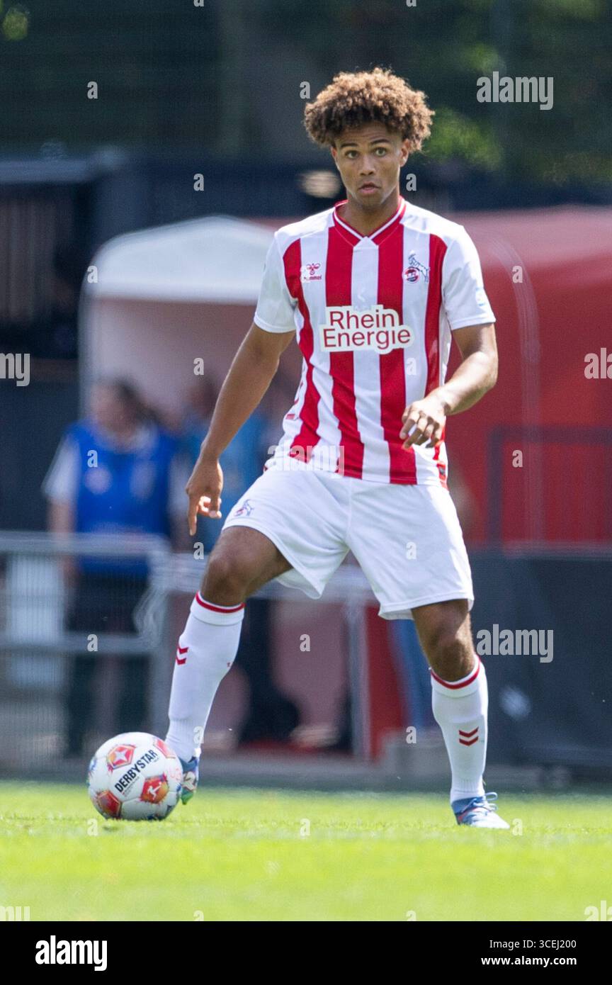 Neo Telle (1. FC K?ln U21, 17). Regionalliga West, 1. FC K?ln U21 - Sportfreunde Siegen, 4 ...