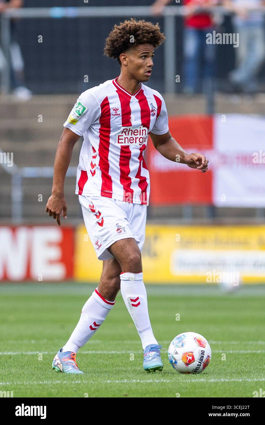 Neo Telle (1. FC K?ln U21, 17). Regionalliga West, 1. FC K?ln U21 - Sportfreunde Siegen, 4 ...