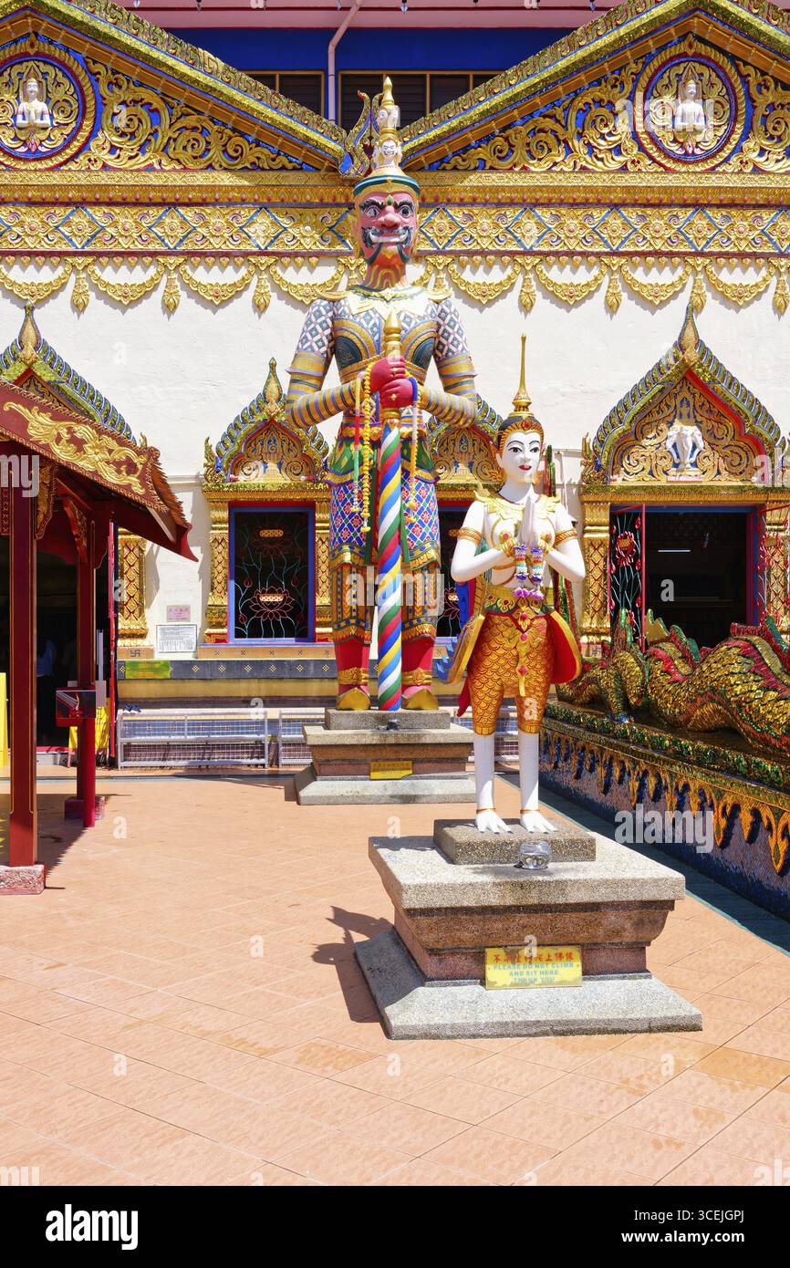 Reclining Buddha Wat Chaiyamangalaram Thai Buddhist Temple, Statue of ...