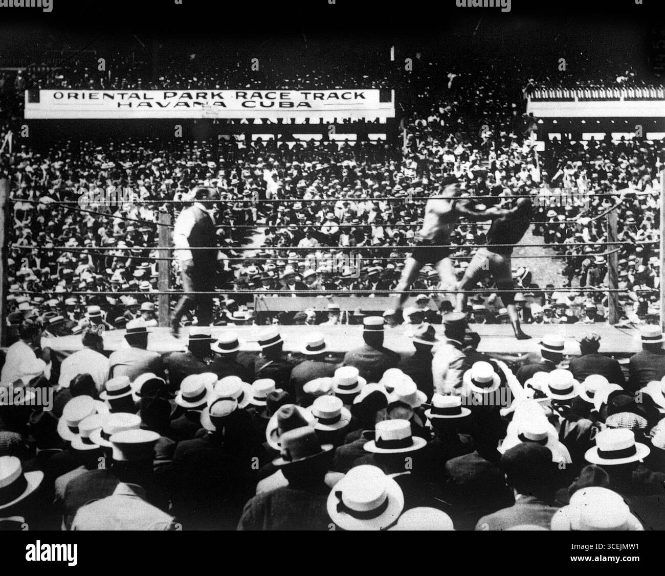 An outdoor boxing match with Jess Willard vs Jack Johnson, Oriental ...