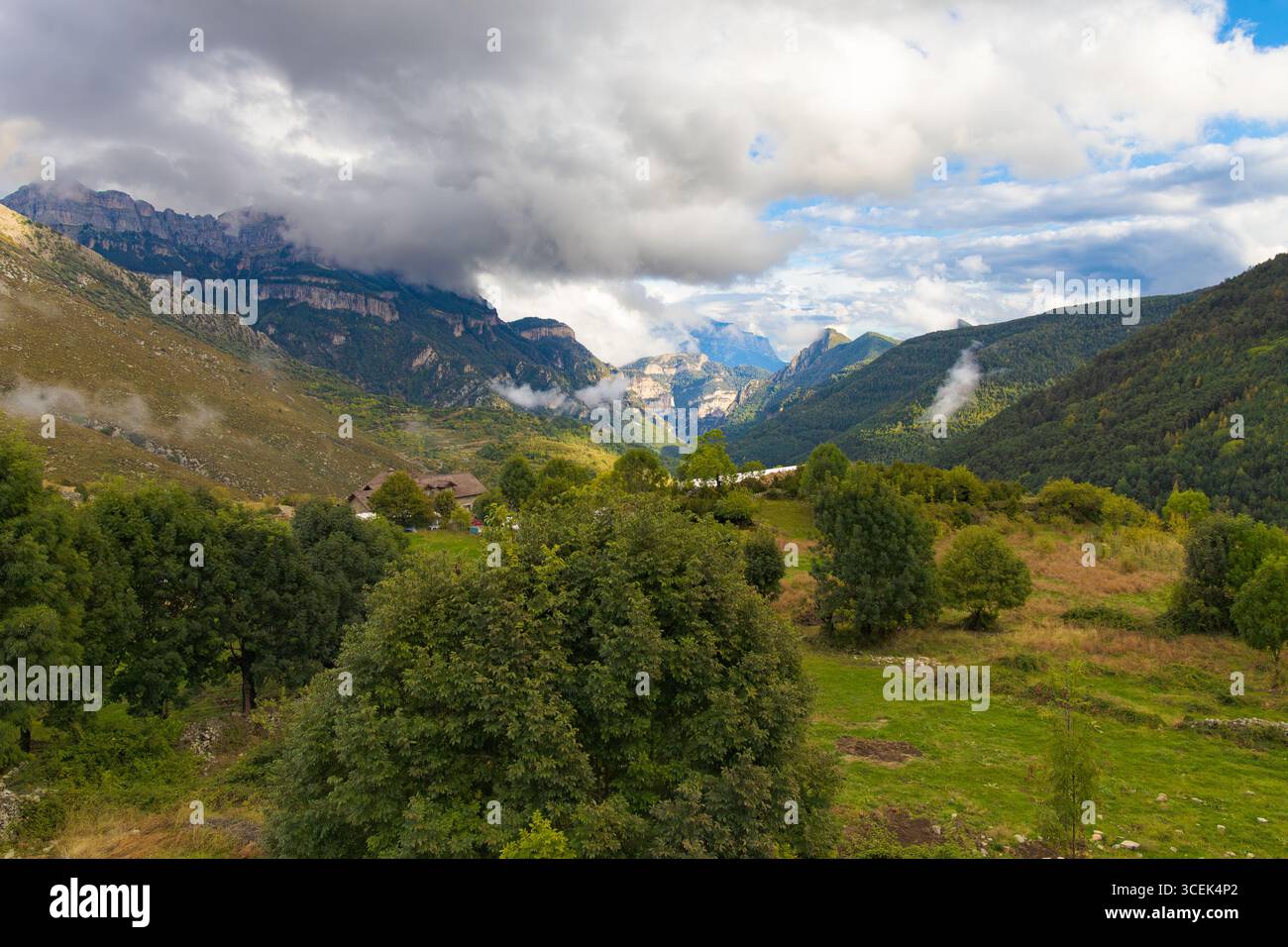 Mist over rocky peaks hi-res stock photography and images - Alamy