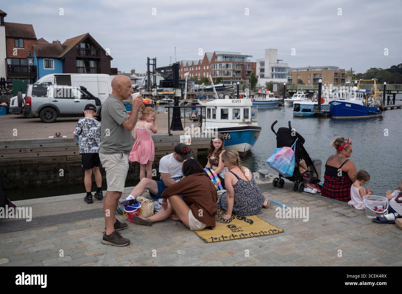 Lymington, Hampshire, coastal market town situated on the southern edge ...
