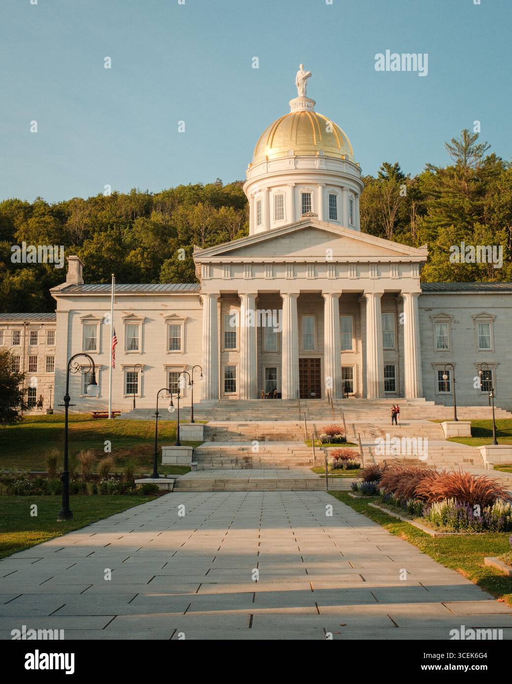 State house history hi-res stock photography and images - Alamy