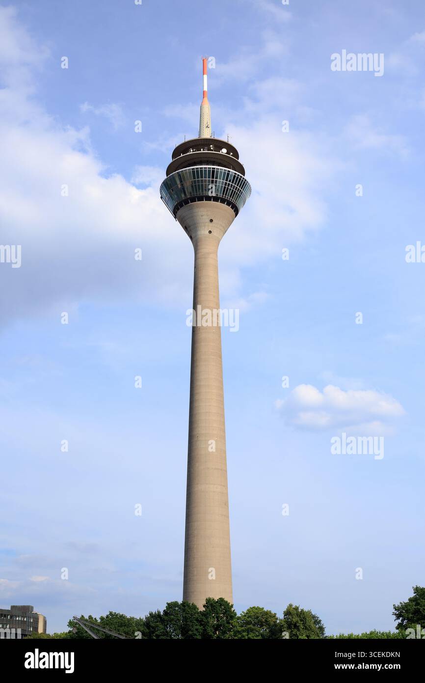 Clock tower dusseldorf hi-res stock photography and images - Alamy