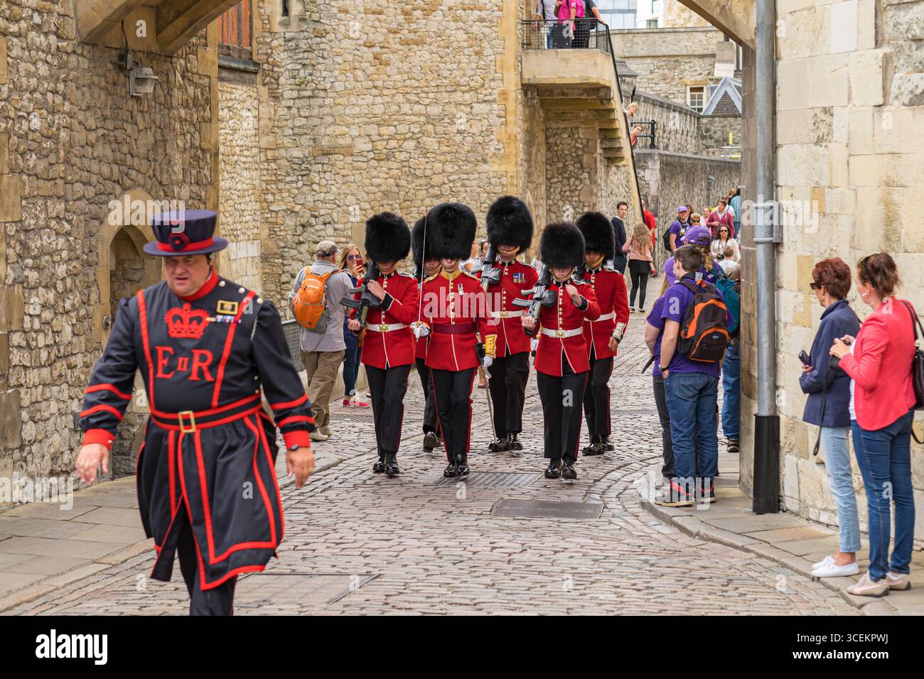 Squad of Coldstream Guards marching with L85A1 IW bullpup battle rifles, Inner Ward, Tower of ...