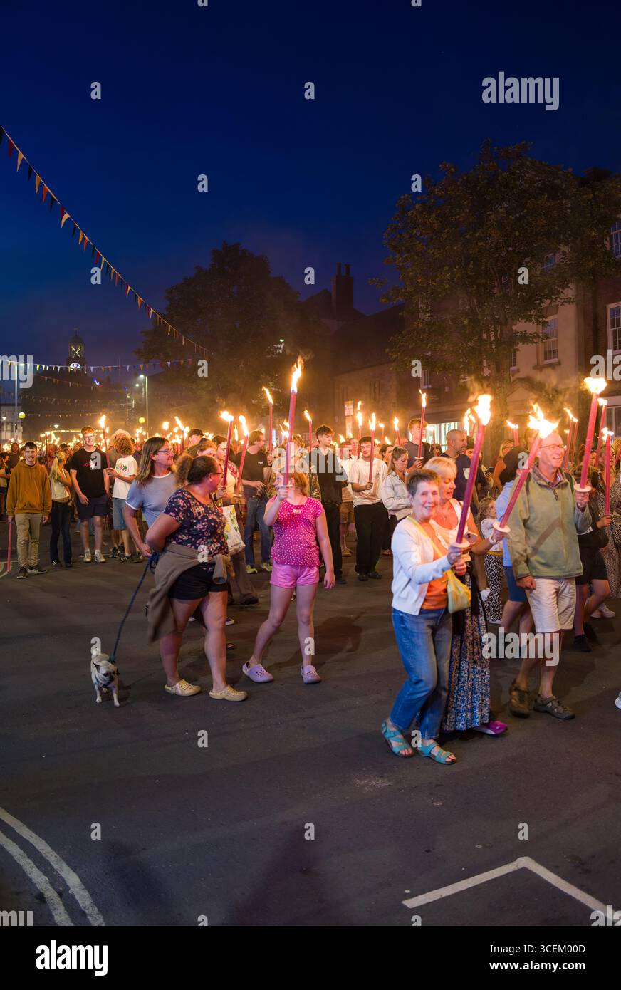 Tiki torches hi-res stock photography and images - Alamy