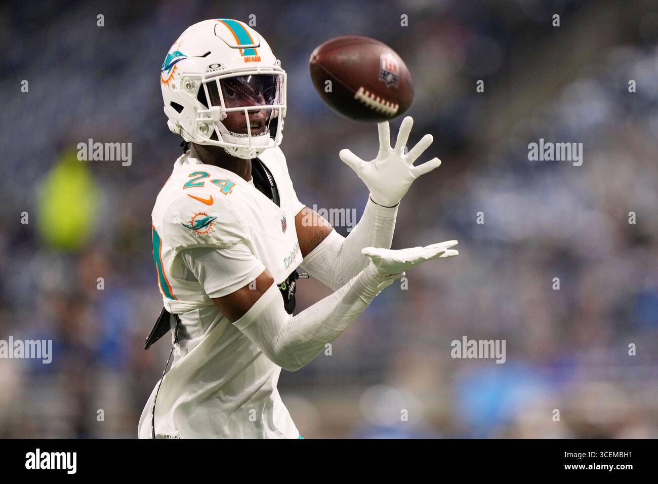 Miami Dolphins cornerback Cam Smith warms up before a preseason NFL ...
