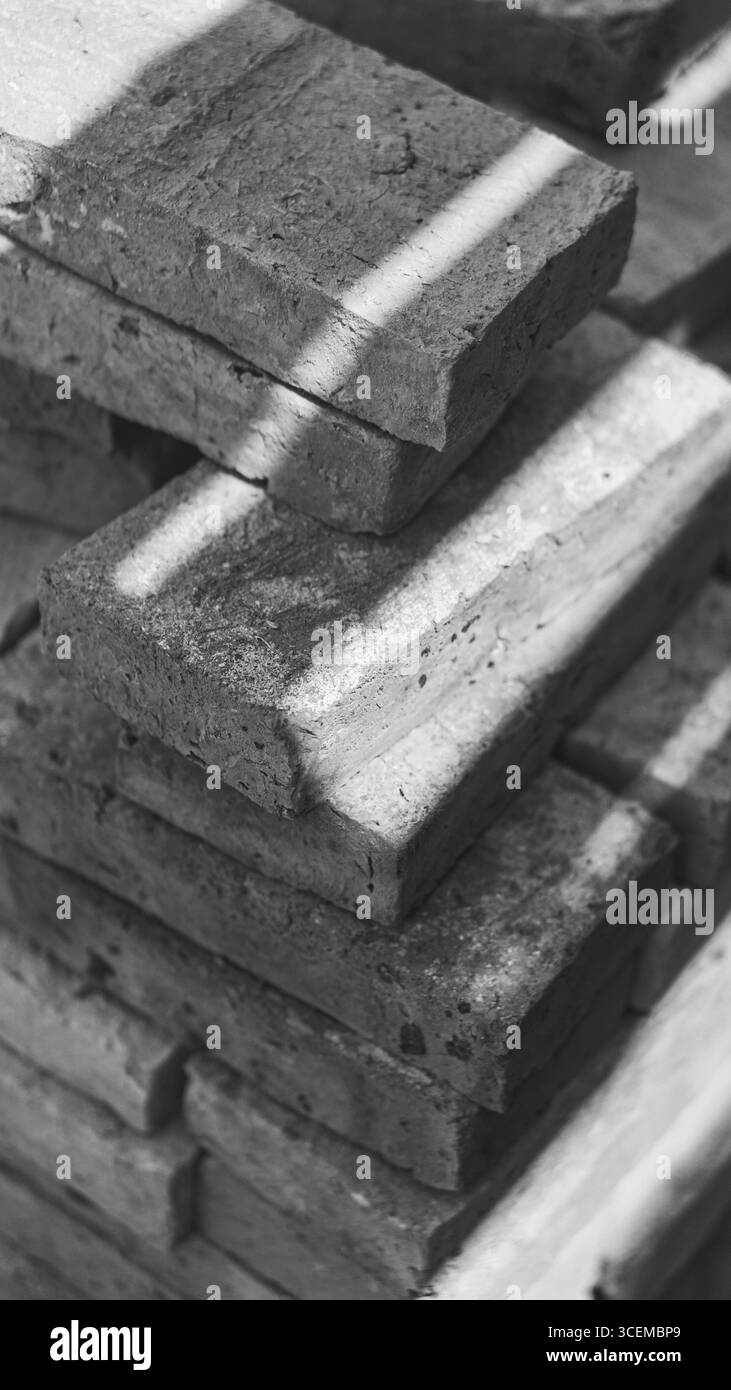 Strong horizontal shape Black and White Stock Photos & Images - Alamy