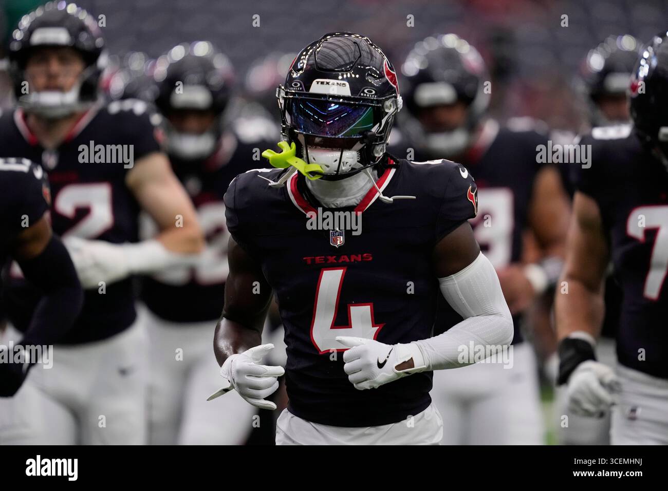 Houston Texans cornerback Kamari Lassiter warms up before an NFL ...