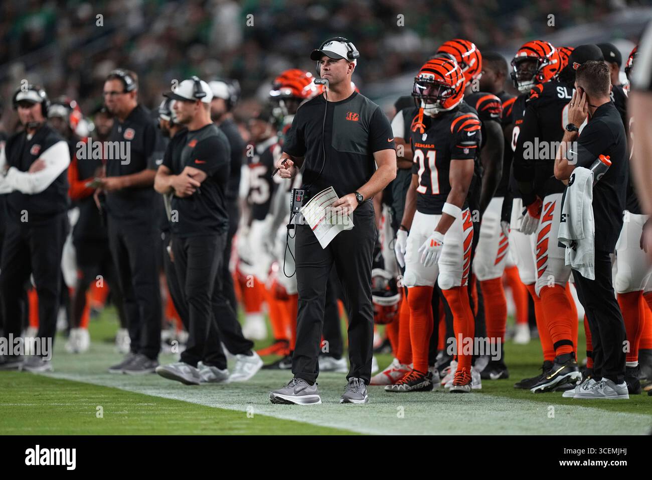 Cincinnati Bengals head coach Zac Taylor in action during an NFL ...