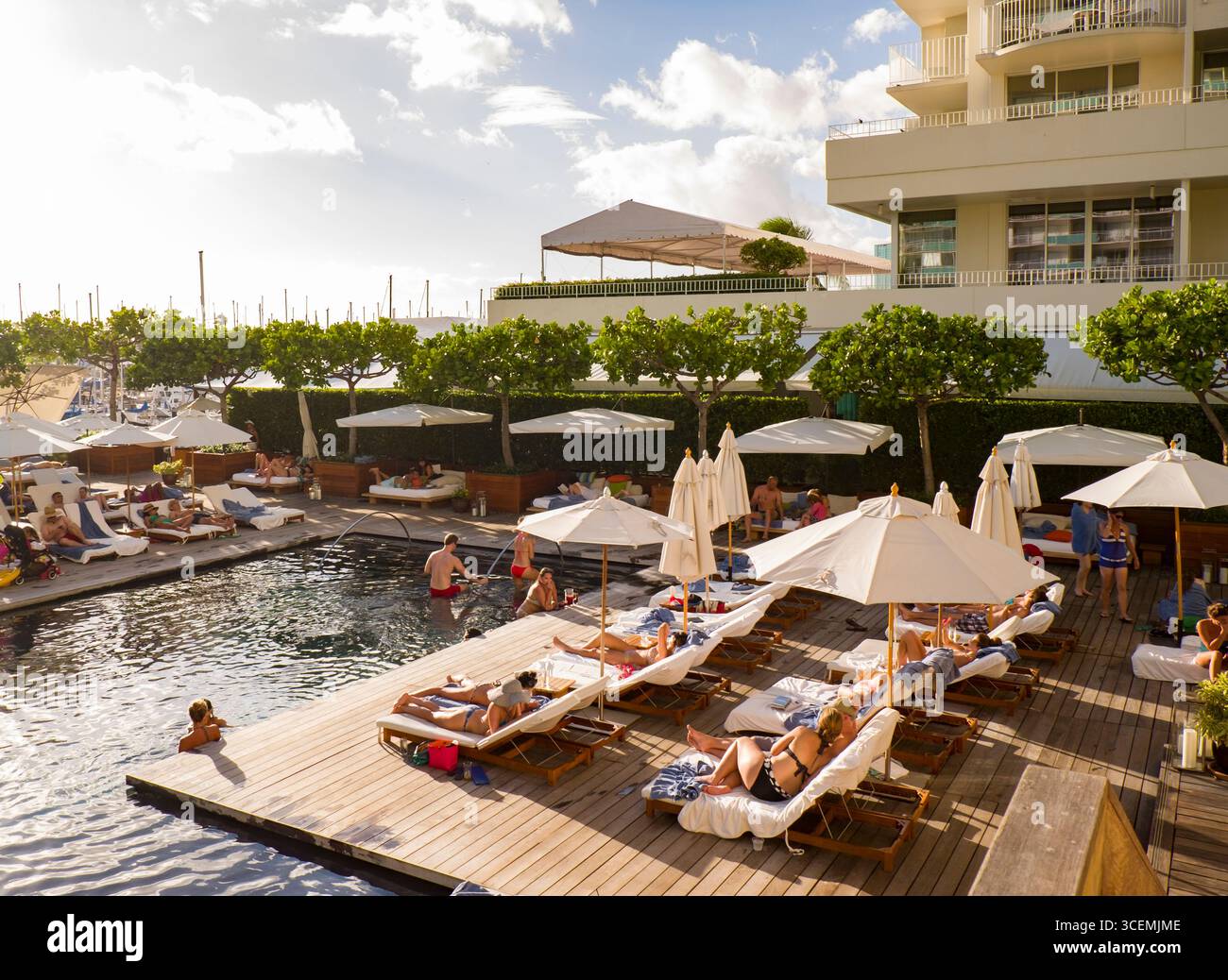 Sunrise pool at The Modern Honolulu Hotel, Honolulu, Oahu, Hawaii, USA ...