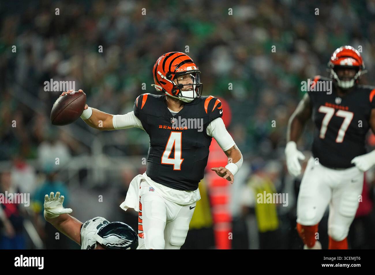 Cincinnati Bengals quarterback Desmond Ridder in action during an NFL ...