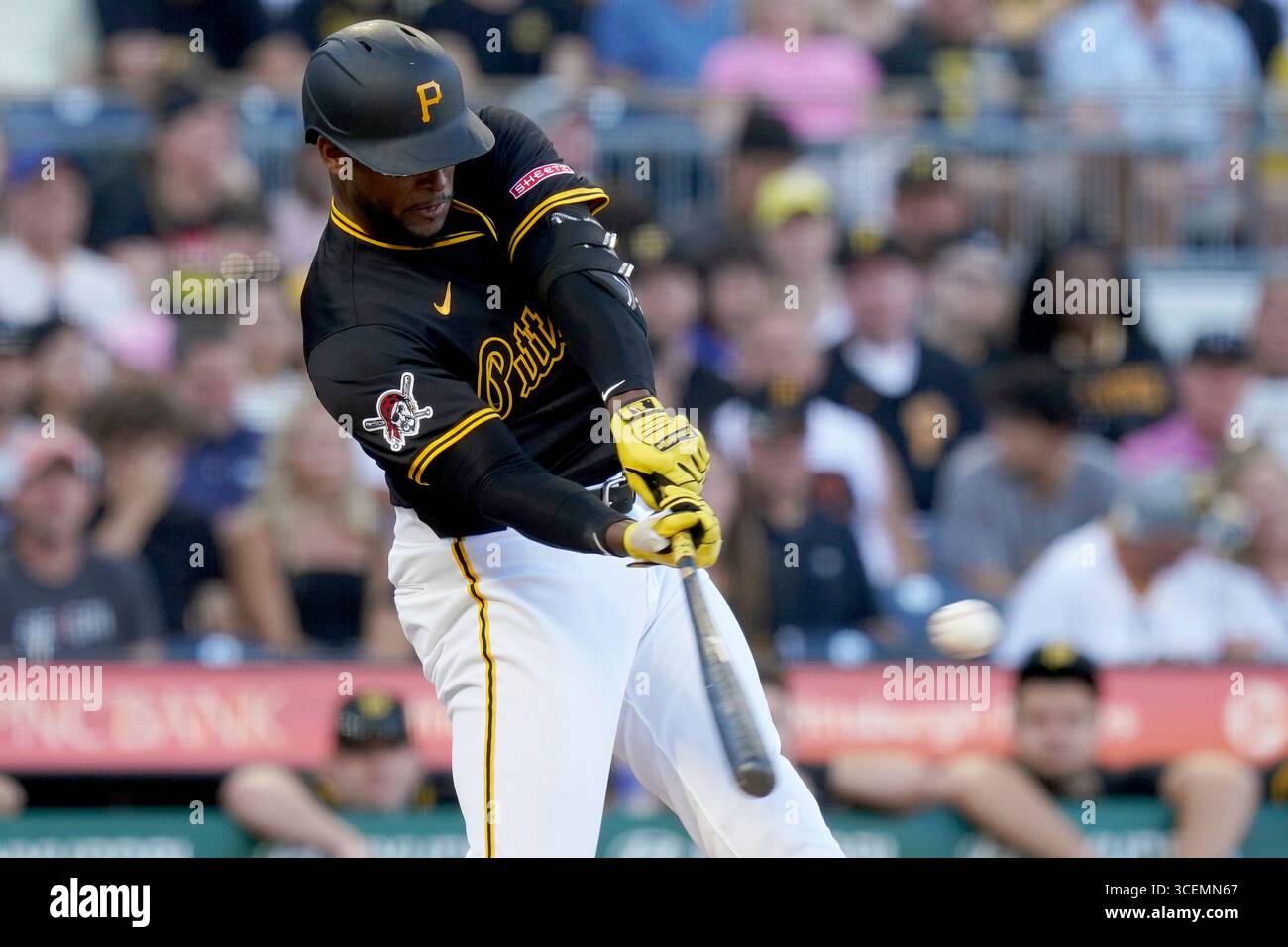 Pittsburgh Pirates' Alexander Canario hits an RBI single during the ...
