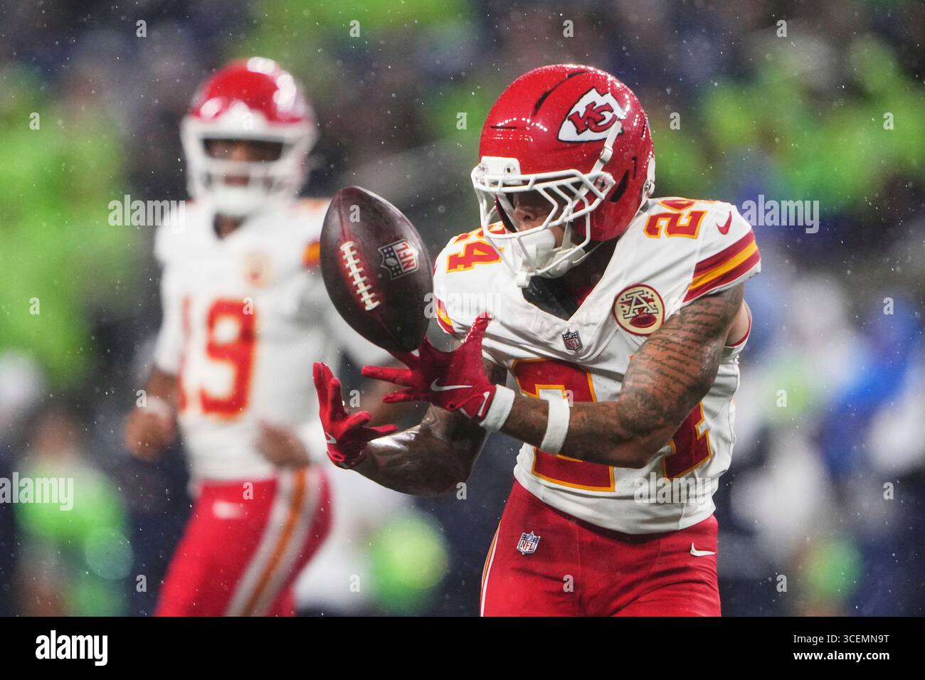 Kansas City Chiefs wide receiver Skyy Moore tries to make a catch against the Seattle Seahawks ...