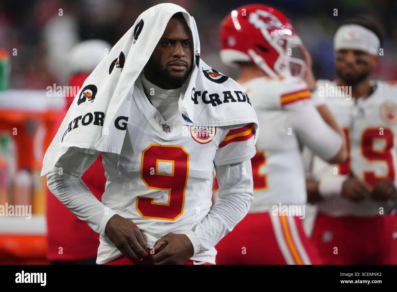 Kansas City Chiefs wide receiver JuJu Smith-Schuster walks on the ...
