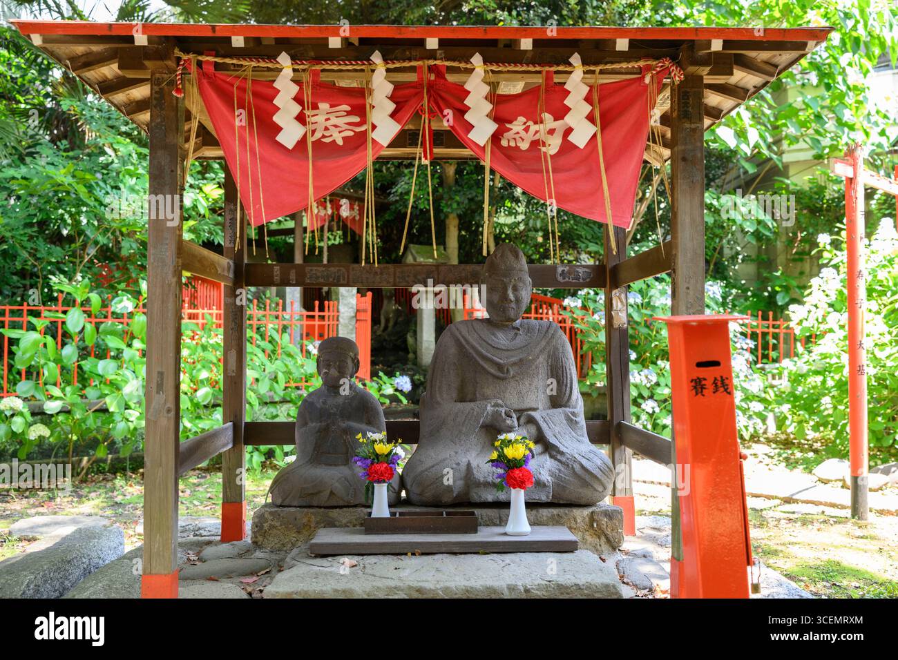 Mimeguri Jinja, Sumida-ku, Tokyo, Japan Stock Photo - Alamy