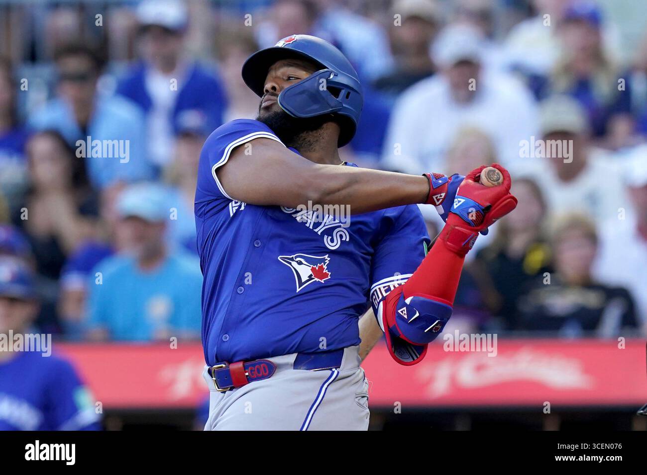 Toronto Blue Jays' Vladimir Guerrero Jr. bats during the first inning ...