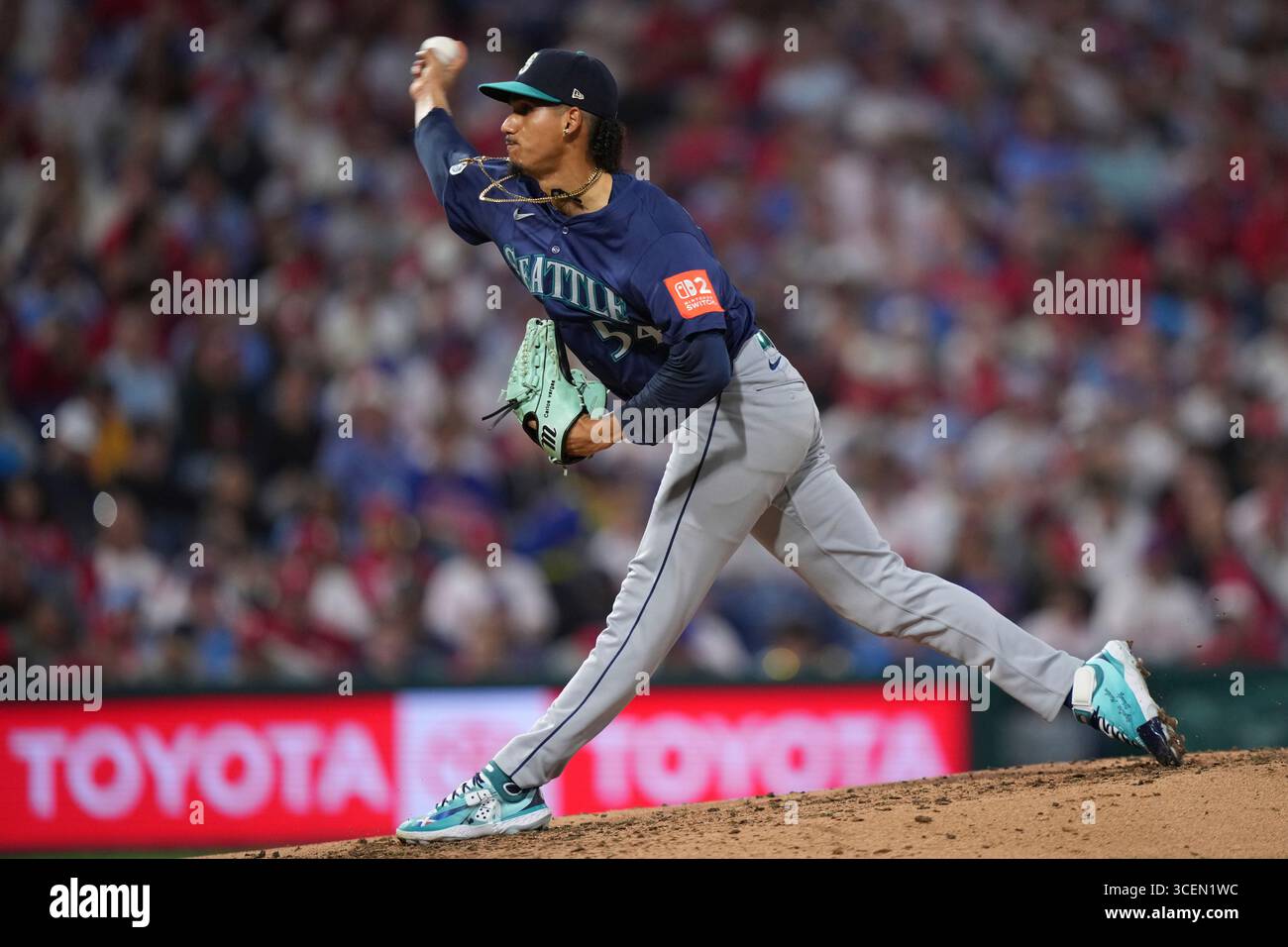 Seattle Mariners' Carlos Vargas plays during a baseball game Monday ...