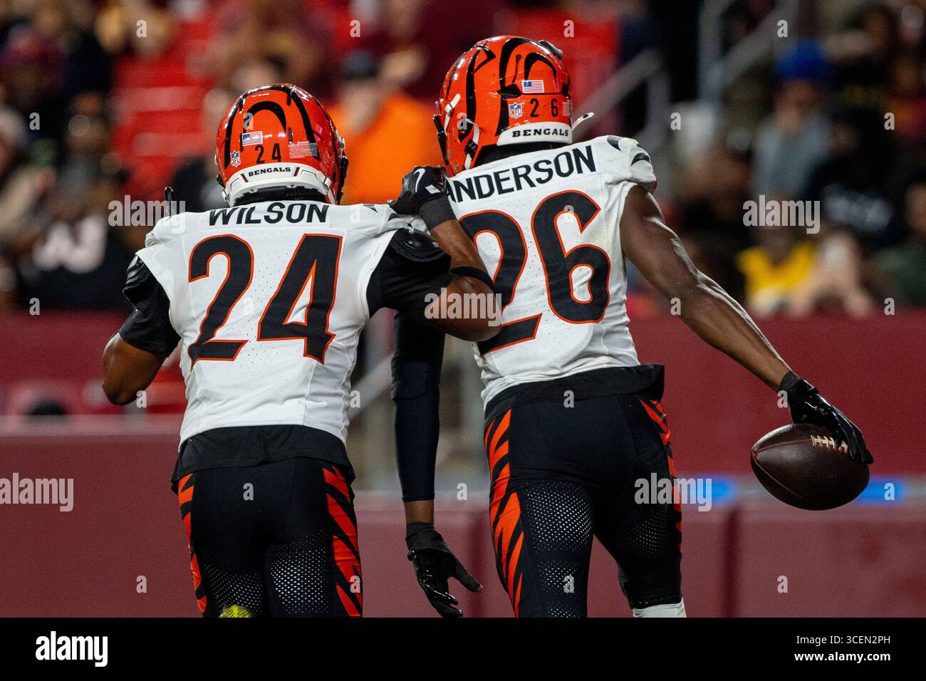 Landover, United States. 18th Aug, 2025. Cincinnati Bengals safety ...