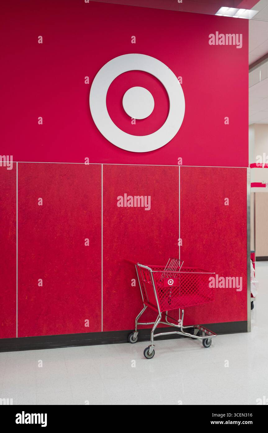 Target store interior hi-res stock photography and images - Alamy