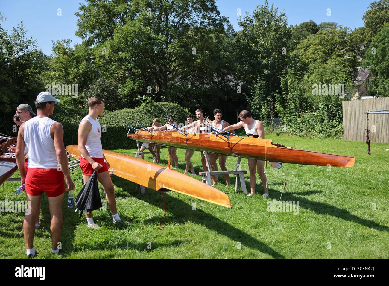 PRODUCTION - 12 August 2025, Schleswig-Holstein, Ratzeburg: Actors and ...