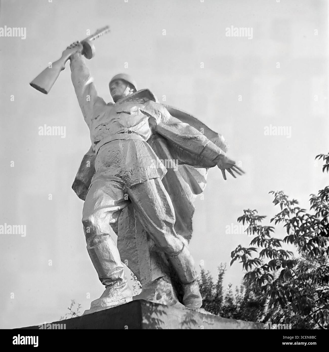 Archive photo of a typical Soviet monument to the Warrior-Liberator in ...
