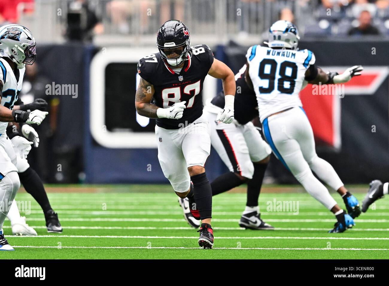 Houston Texans tight end Cade Stover (87) runs a route against the ...