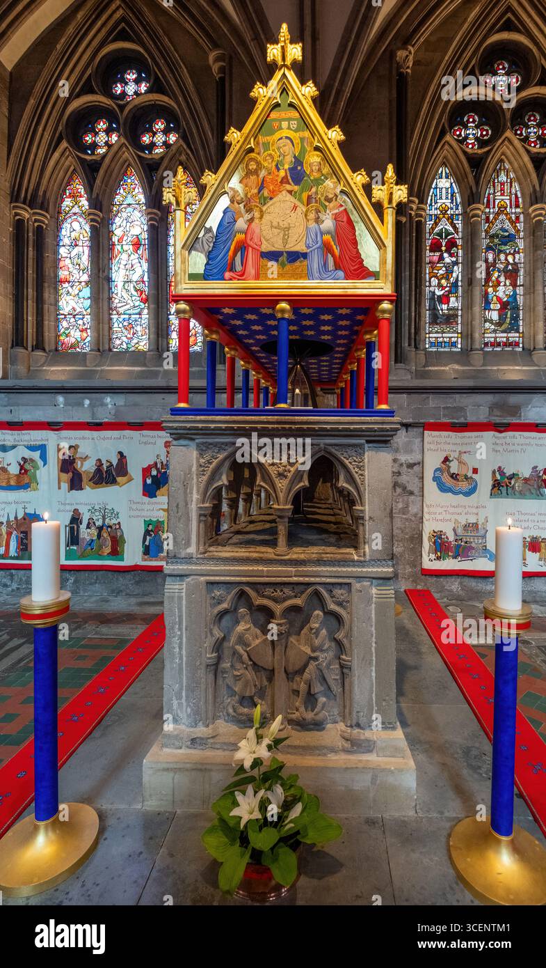 The shrine of St Thomas Cantilupe in Hereford Cathedral Stock Photo - Alamy