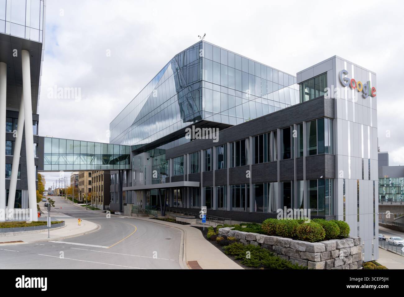 Google office headquarters in hi-res stock photography and images - Alamy