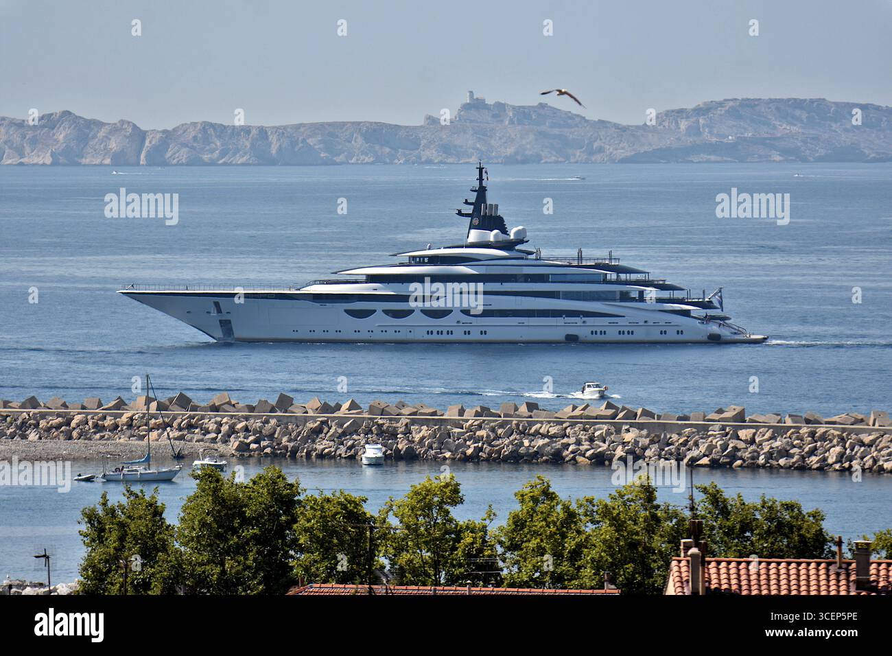 View as the yacht AHPO arrives at the French Mediterranean port. (Photo ...