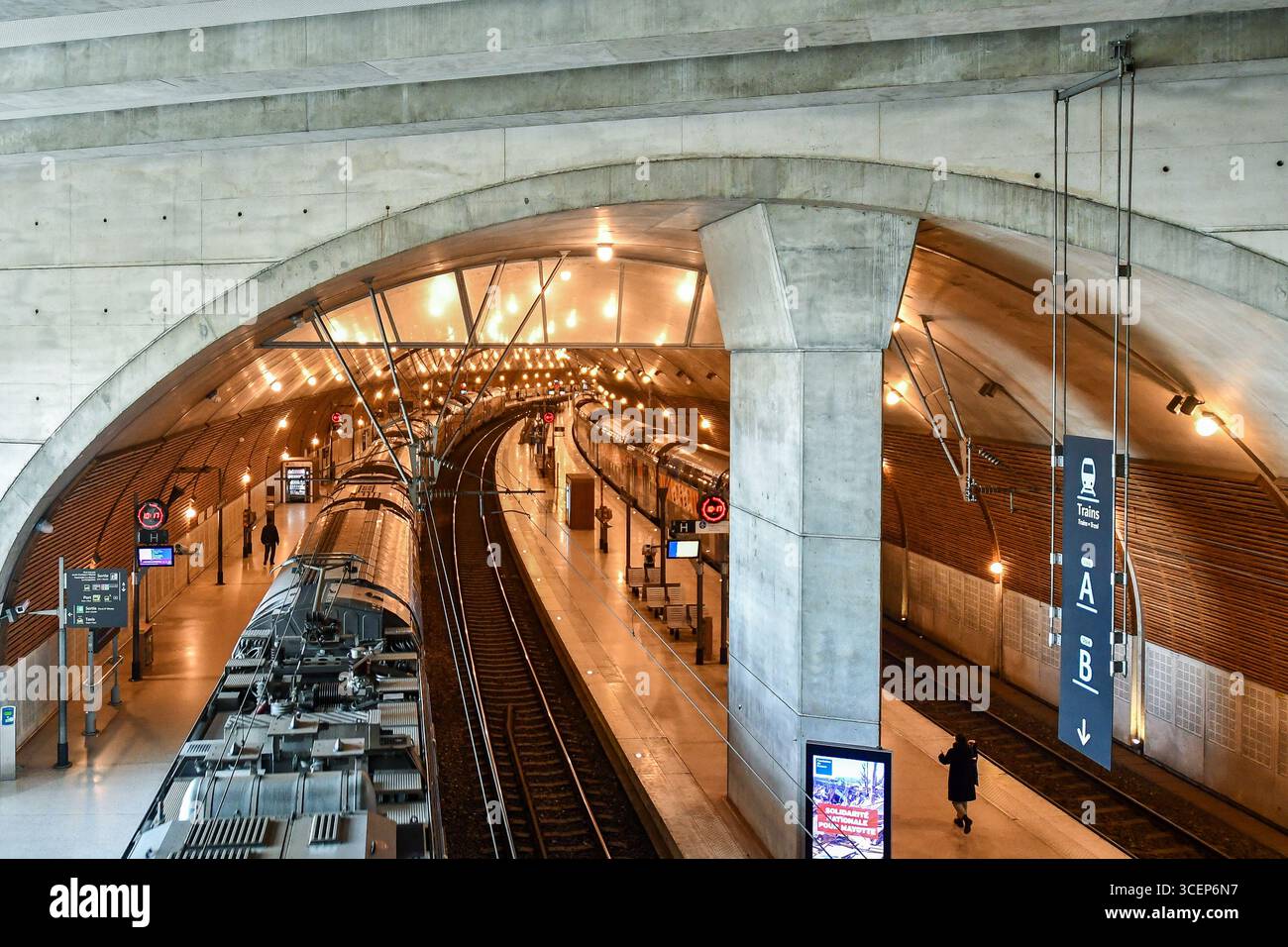Elevated view of the Monaco Monte-Carlo station, the sole railway ...