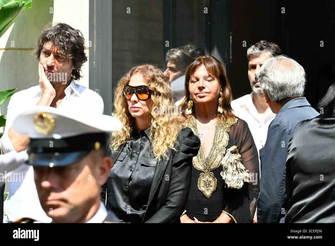Rome, Pippo Baudo dies, La Camera Mordente. Pictured are Simone ...