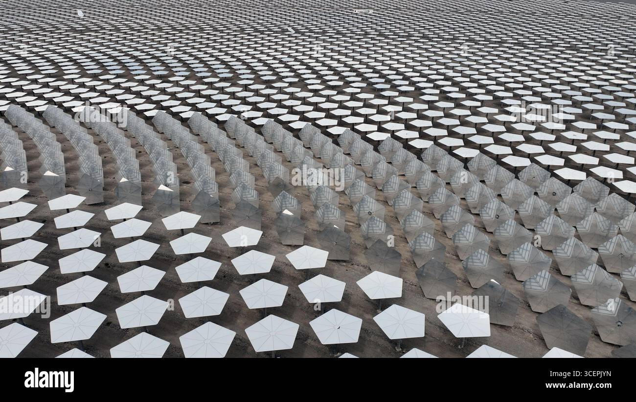 HAMI, CHINA - AUGUST 15, 2025 - 14,500 pentagonal heliostats of the ...