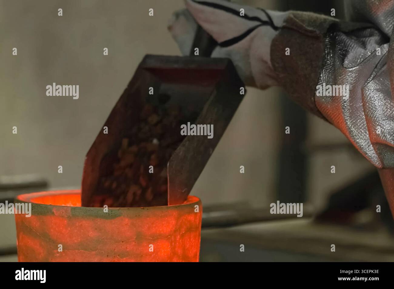 Smelting process gold hi-res stock photography and images - Alamy