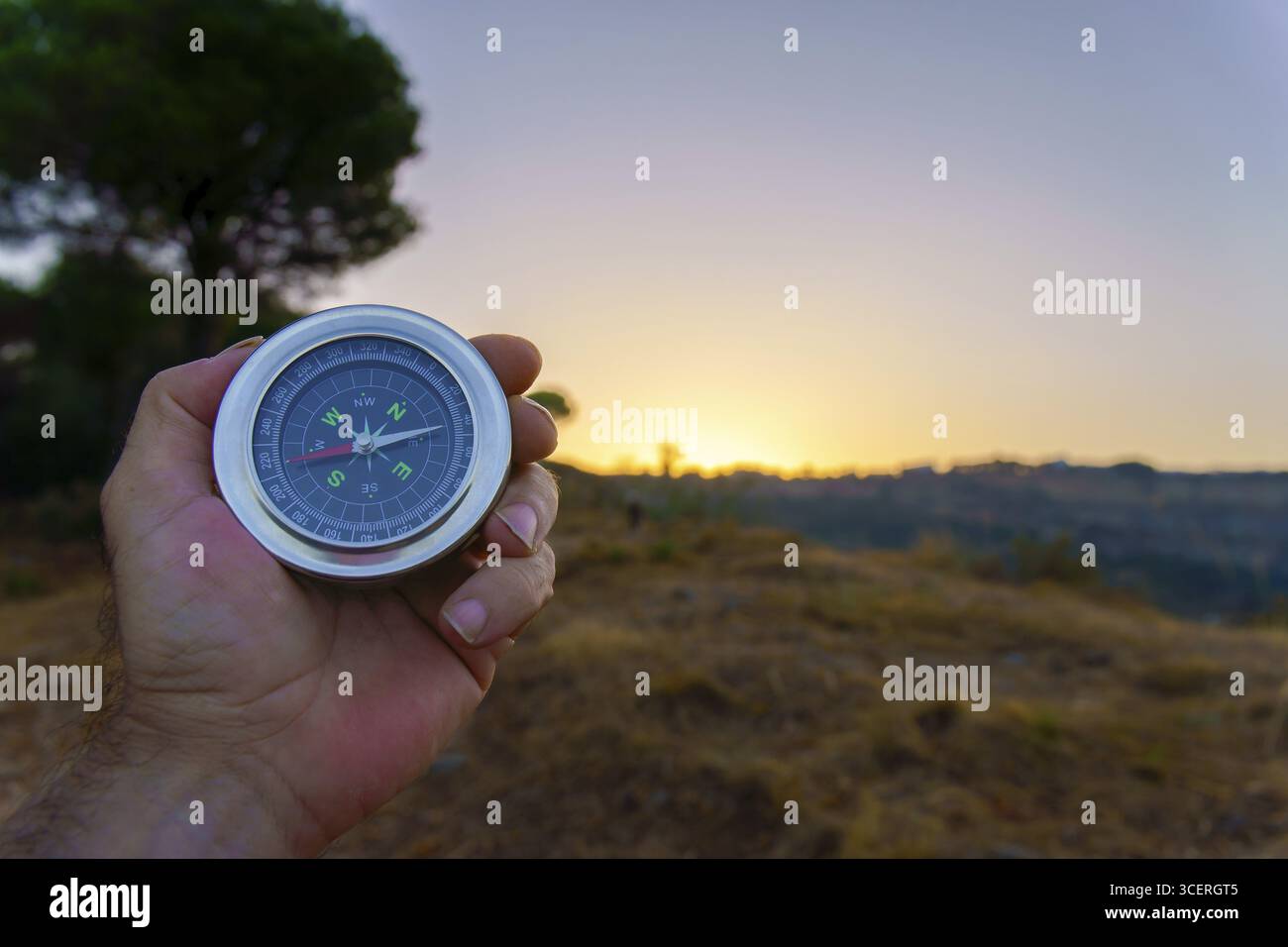 Direction of evening sun hi-res stock photography and images - Alamy